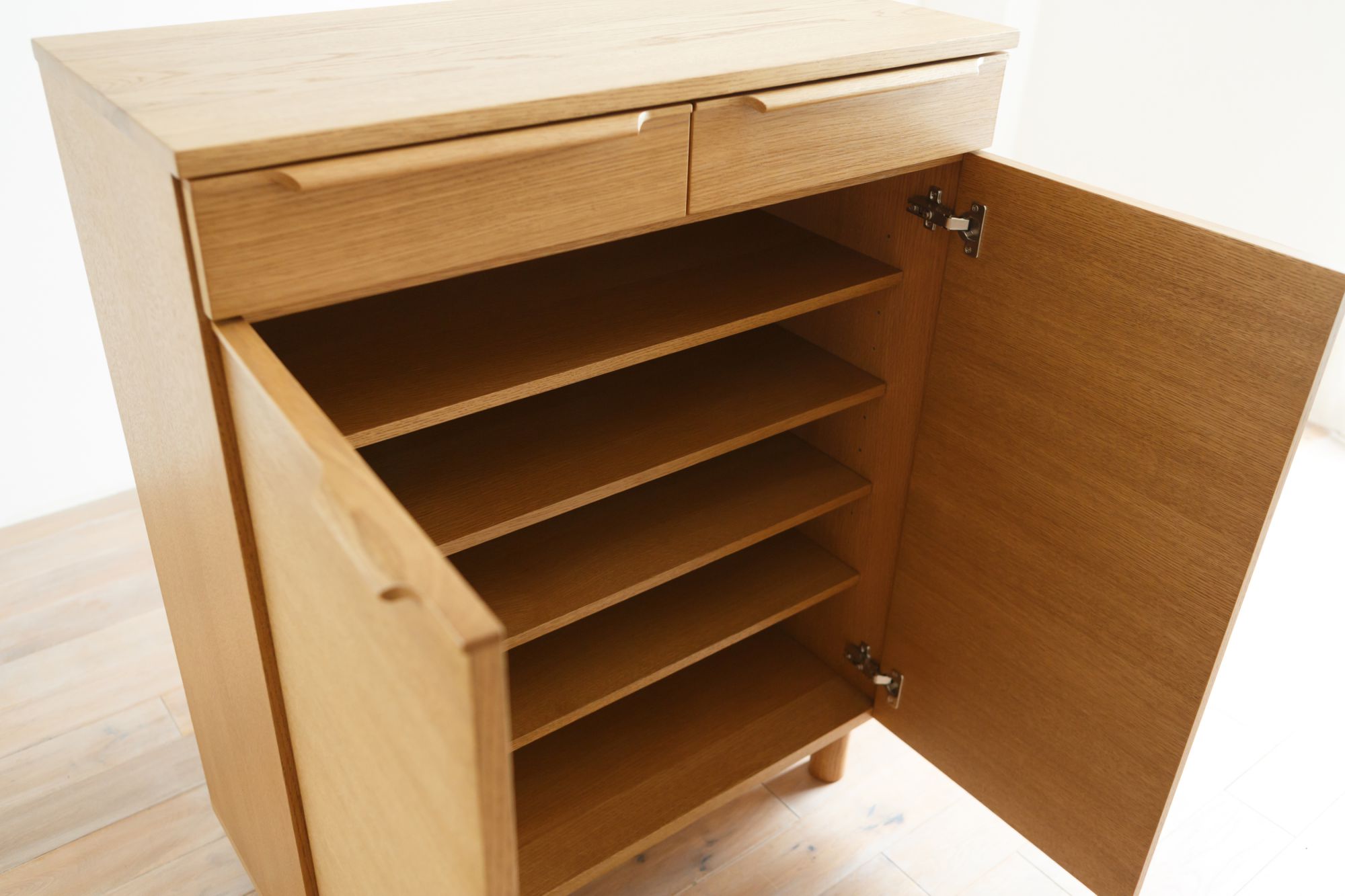 SALA Cabinet 086 - source store Bangkok