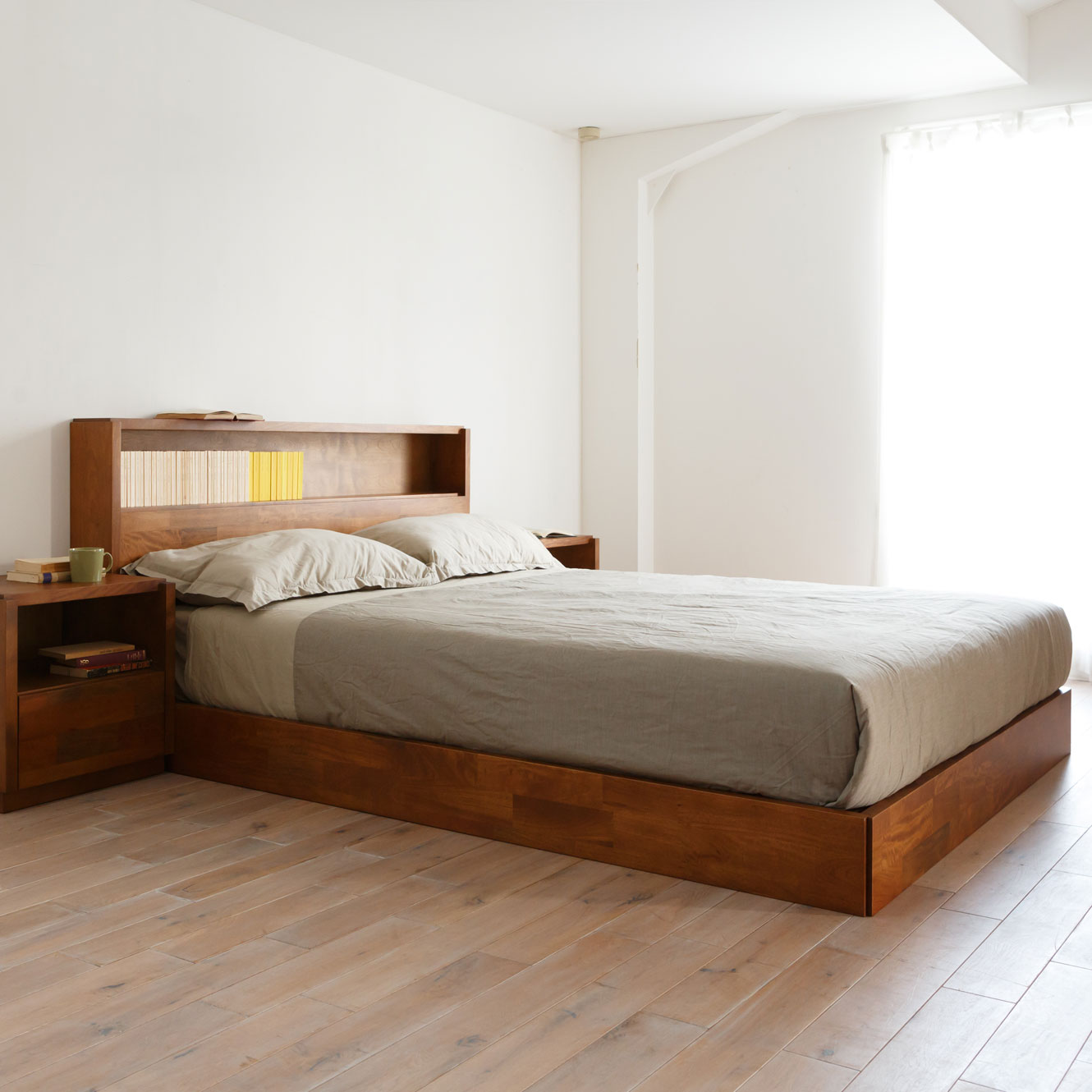 PURO Bed (King) - source store Bangkok