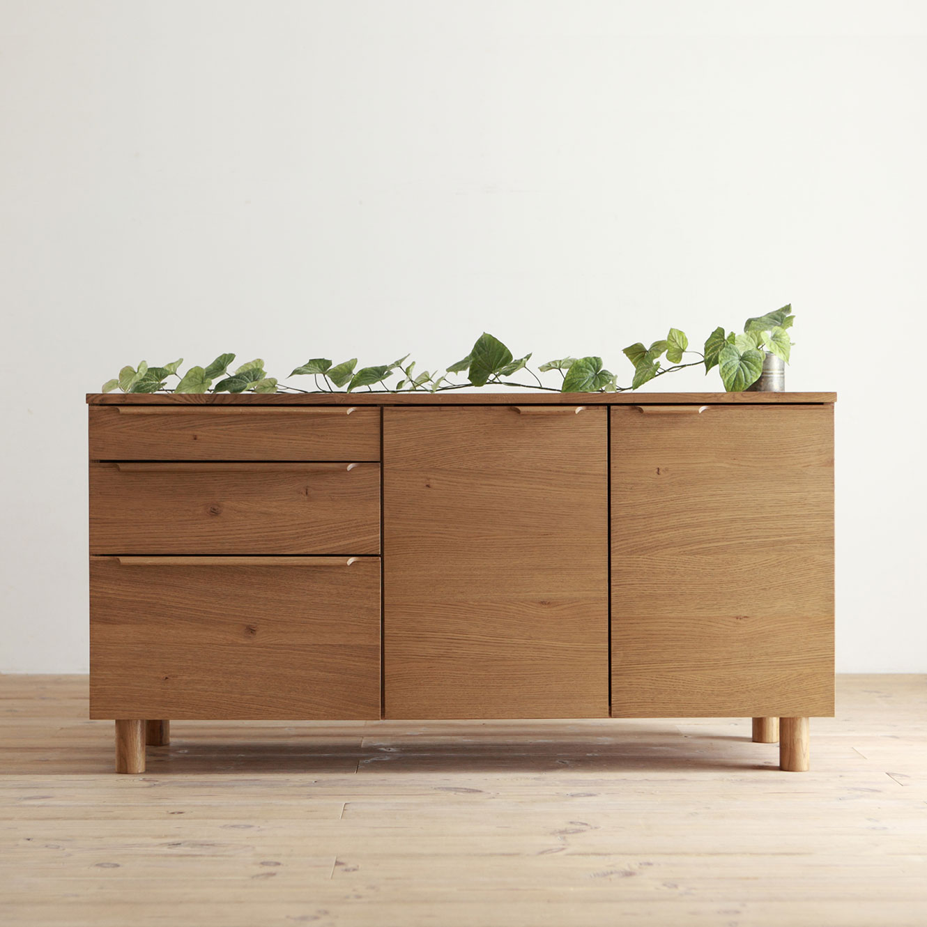 SALA Chest & Board 141 - source store Bangkok