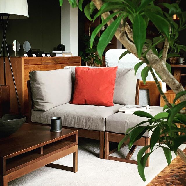 Enjoy alone time with TOCCO sofa - source store BKK